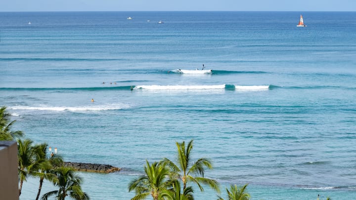 #1004 2br/2ba|beachfront, Free Parking, Gym & Pool - Honolulu, HI