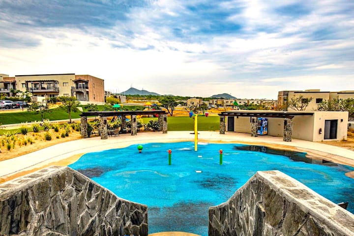 Spectacular Oceanview 3-br Condo With Pool - Cabo San Lucas