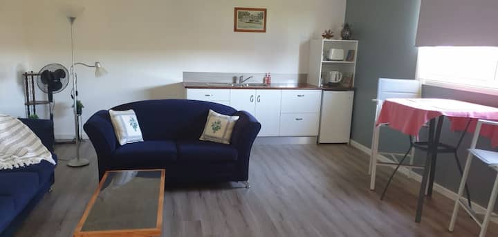 Selfcontained Unit On A Goat Farm Close To Town - Stratford