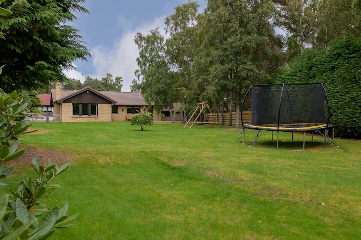 Ballater Bungalow - 4 Bed - Beautiful Garden - Aberdeenshire