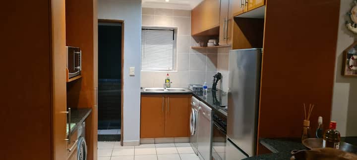 Stunning Beach Views, 2 Bedroom 2 Bathroom Unit - Ramsgate