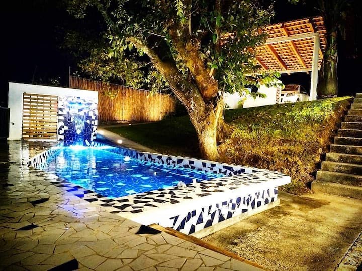 Casa Paraíso, Cerca Del Arco, Valle De Bravo, Méx. - Valle de Bravo