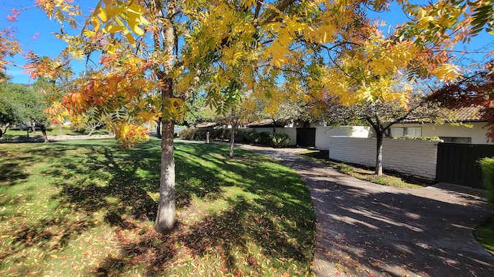 Lovely 2 Bedroom 2 Full Bath Home On Golf Course - Silverado Vineyards, Napa