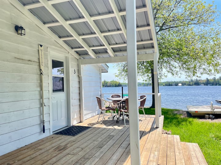 Bobcaygeon Resort - Cottage #3 Mission (Sleeps 6) - Bobcaygeon