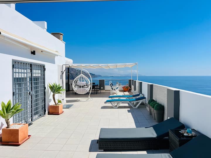 "ÁTico Con Fantástica Terraza Y Vistas Al Mar" - Almuñécar
