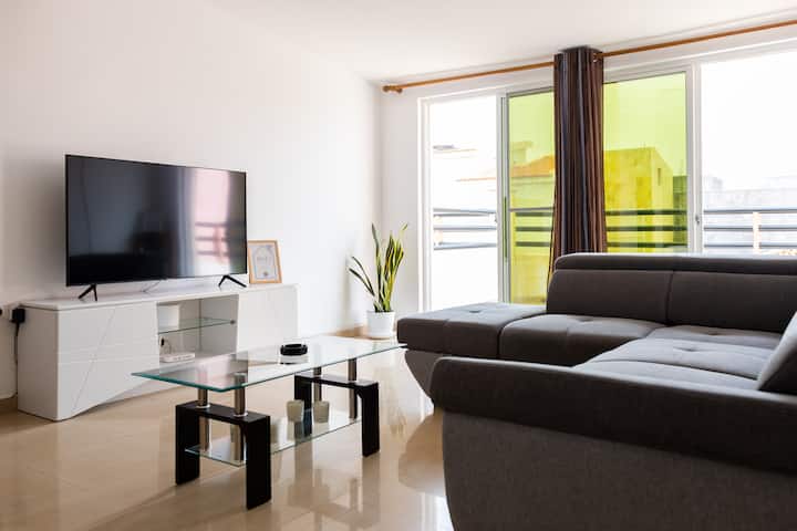3 Bedroom Apt, Free Wifi & Ac, Cidadela - Lcgr - Praia