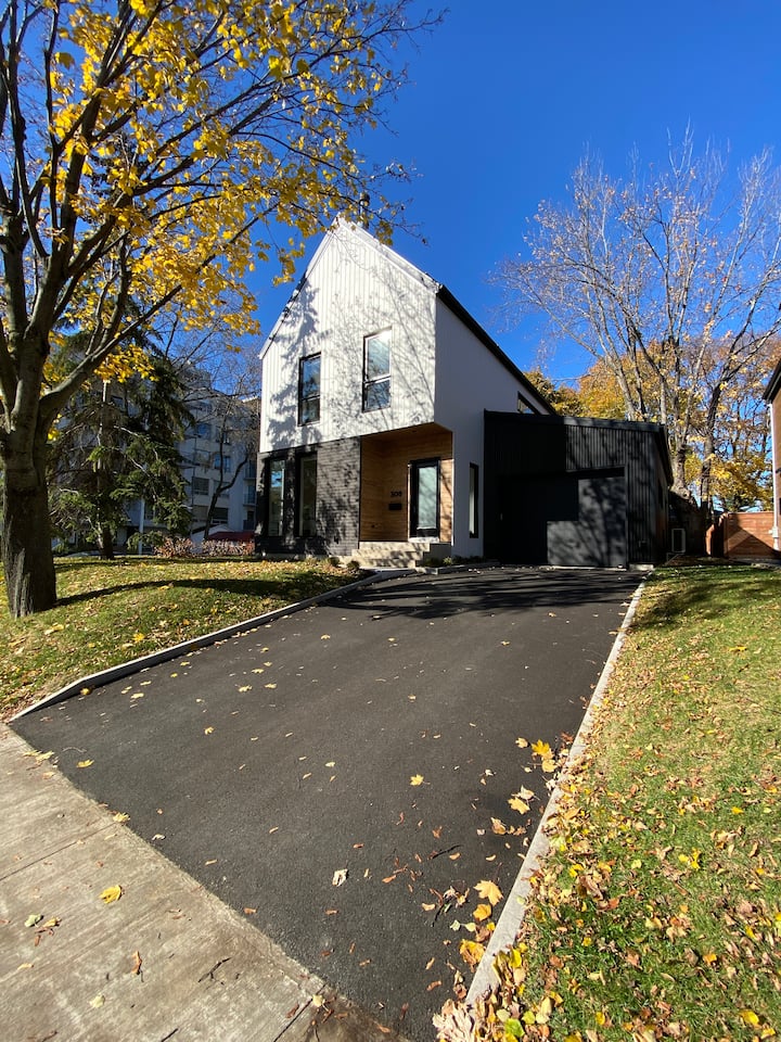 Comfy House In Quebec City's Trendy Neighbourhood - Baie De Beauport