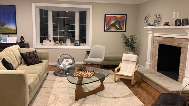 Beautiful Spacious House - Rockville, MD