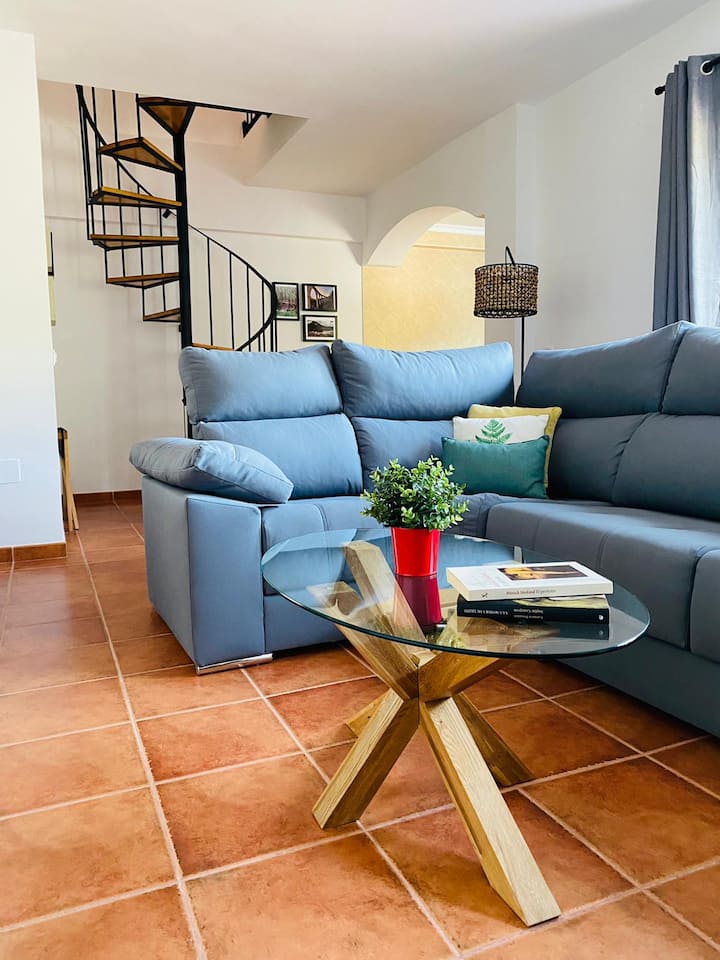 Acogedora Casa Rural Con Chimenea En Benamahoma - Grazalema