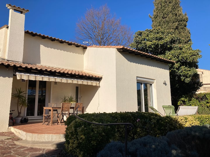 Magnifique Villa Tout Confort,jardin Méditerranéen - 卡斯特里耶