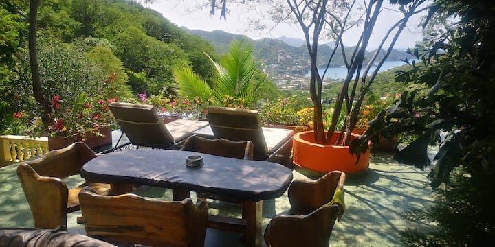 Palo Santo La Mejor Vista Al Mar Con Buen Gusto - Taganga