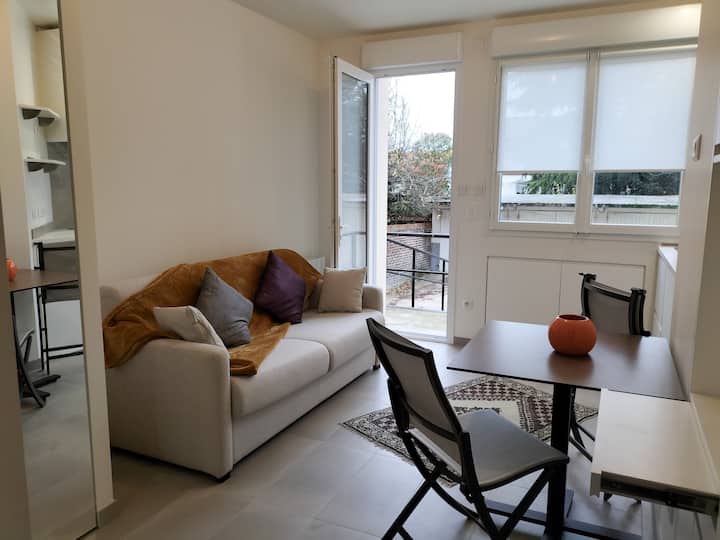 Studio Design/parking/proche Défense/paris Arena - Nanterre