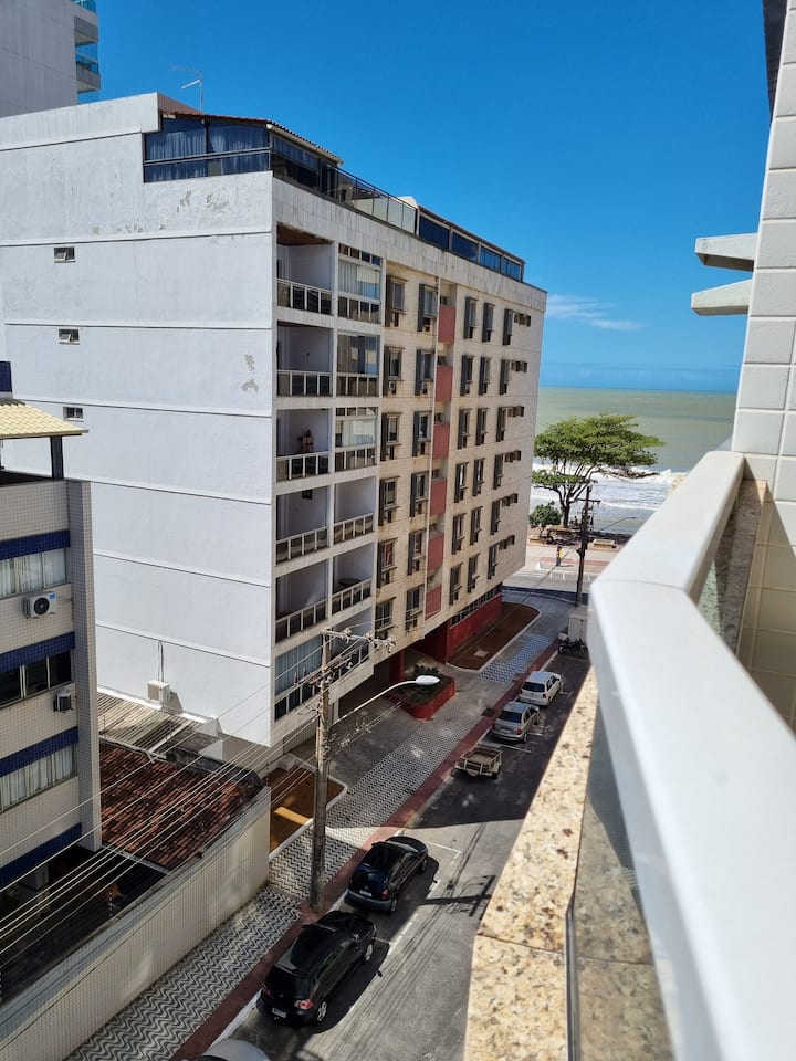 Esquina Mar Com 3 Quartos, 1 Suite, 1 Vaga Portaria 24hrs. - Guarapari
