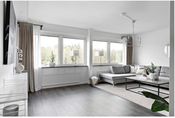 Stort Fint Och Lugnt Lägenhet!- - Växjö
