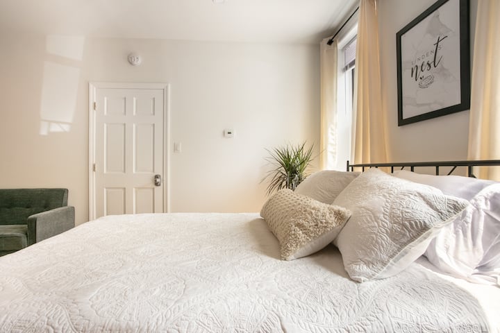 Linden's Nest 1 - New York