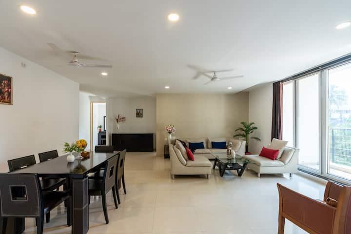 Serene, Luxurious 3bhk Apartment In Malad - Mumbai (Bombay)