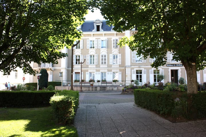 App5, Vue Sur Sur Parc Thermal Et Jardin - Vittel