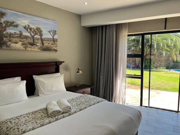 Standard Queen Room - Sandton