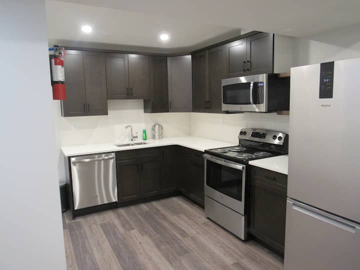 Airport Guest Suite - Calgary