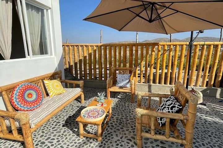 Hermosa Casa De Playa Con Piscina, Cerca Al Mar. - Máncora