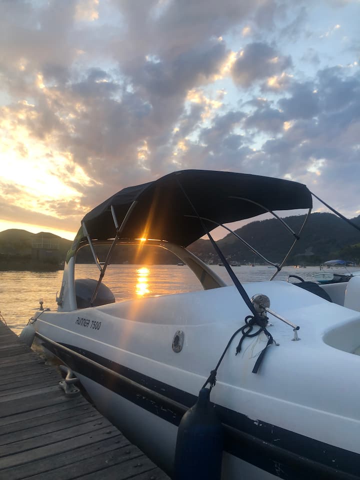 Lancha Só De Boa - Mangaratiba