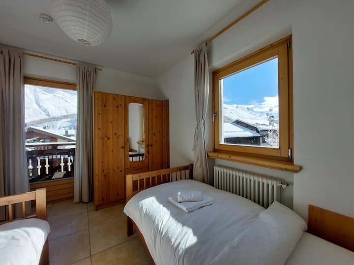 Mountain-view Apt Stay By Cycling Paths - Sleeps 6 - Valdidentro