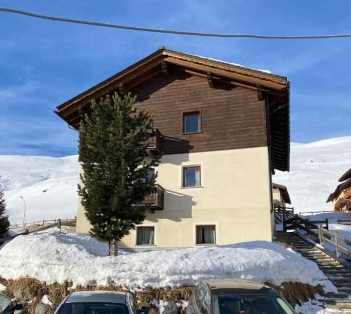 Alpine Chalet Base - Trails & Bike Routes - 12 Per - Livigno