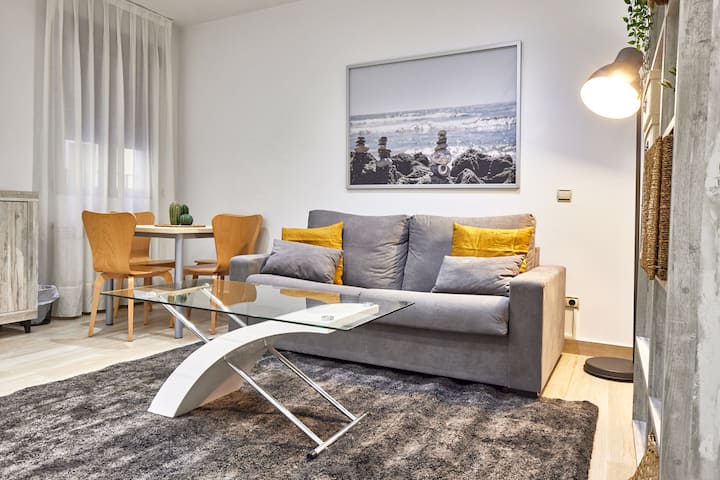 Moderno Y Céntrico Apartamento En Chamberi - Madrid