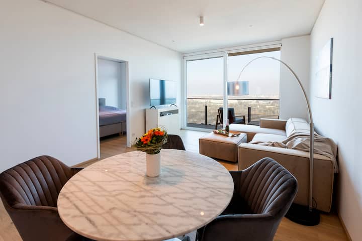 Luxuriöses Penthouse Im 30. Stock Mit Pool - Viena