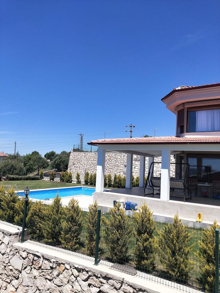 İZmir Seferihisar Ve Urlaya Yakın Havuzlu Villa - Seferihisar