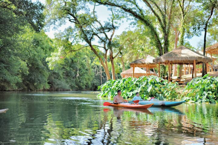 Son's Rio Cibolo Waterfront Cabin #10 - Northern Lights, Seguin