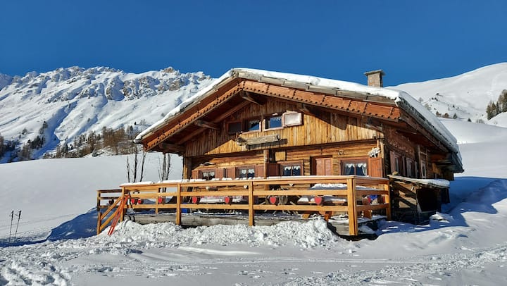 Baita Medil - La Tua Vacanza Unica All'alpe Lusia - San Martino di Castrozza