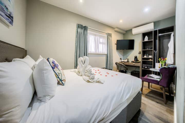 Standard Room - Leicester