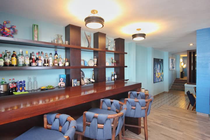 Casa Vista Azul- Perfect Location! Stunning Ocean Views, Near Olas Altas/ Centro - Mazatlán