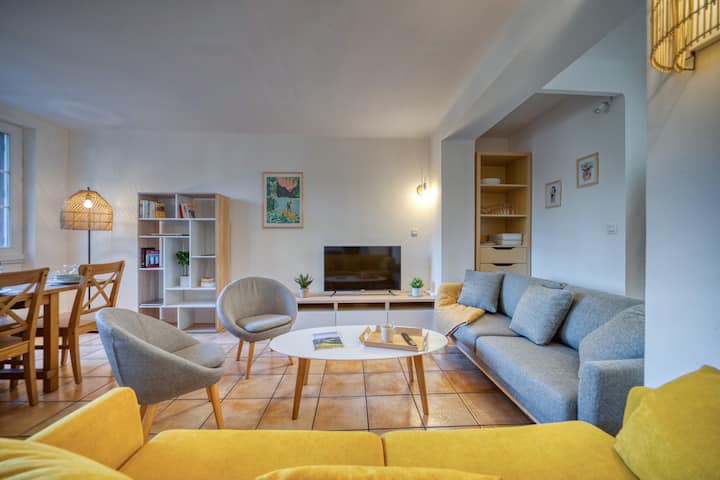 Grand T4 Refait à Neuf Centre Ville - Chambéry