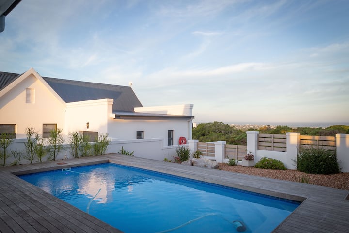 Casa Domingo - Entire 3 Bedroom House With Pool - Oyster Bay