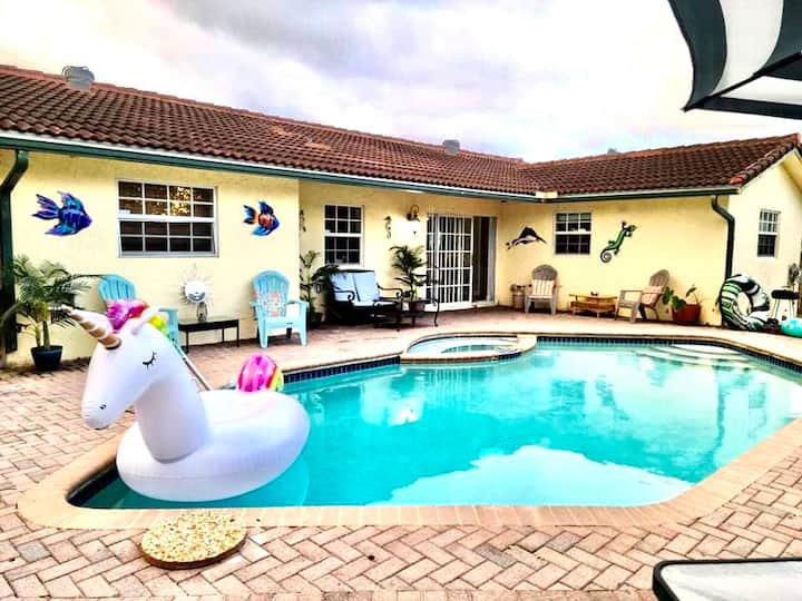 4 Bedroom House~pool~ 5 Minutes To Beach! - Boca Raton