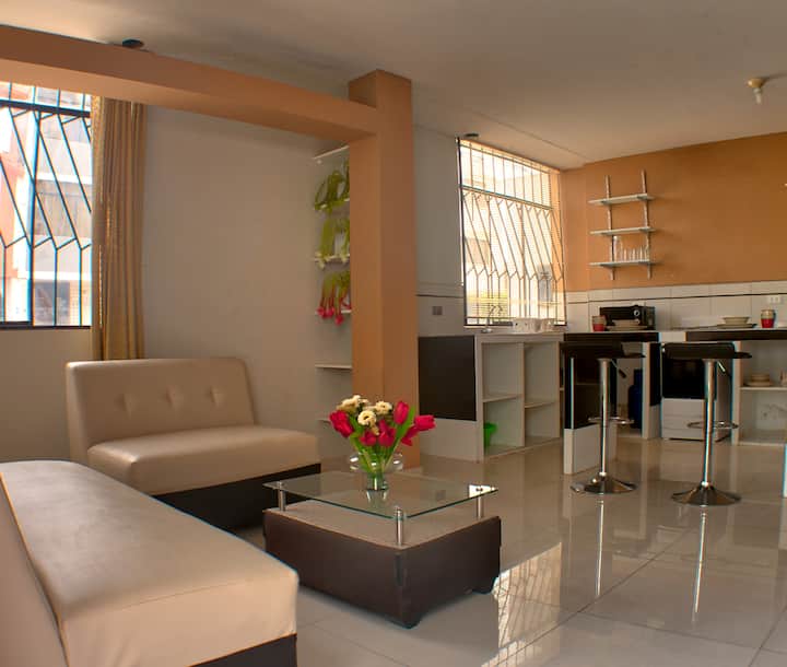 Mini Depa Privado | 1er Piso | Wifi | Seg. D Noche - Lambayeque