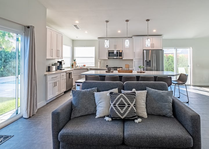 3 Bed,2 Bath W/ Pool. Coachella/bnp/golf/hospitals - Indio, CA