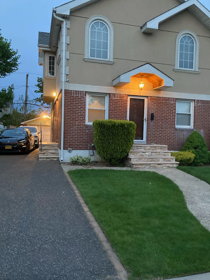 Two-bedroom & One Block Walk To Ubs Arena - Fort Totten - Queens NY