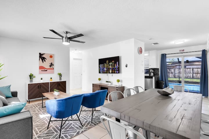 Cheerful 4 Bedrooms House With Pool And Game Room - Plantation, FL