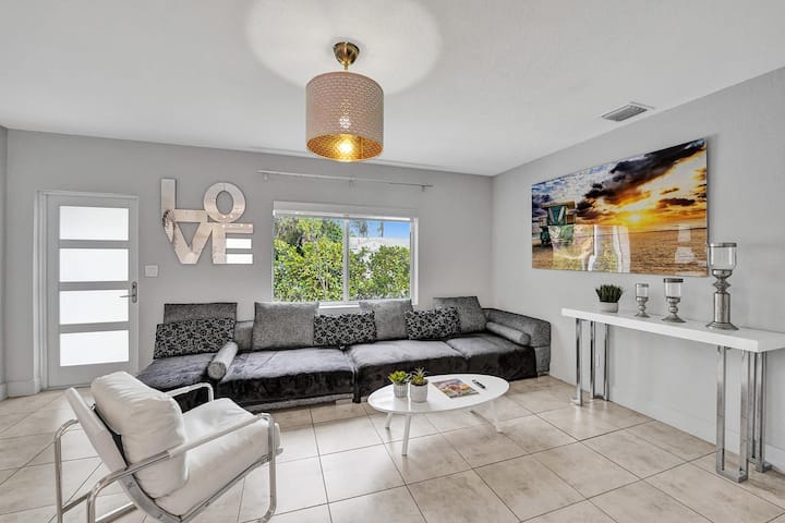 Miami-charming/villa-4b-2bath/14-sleep/8min-sobe - Miami