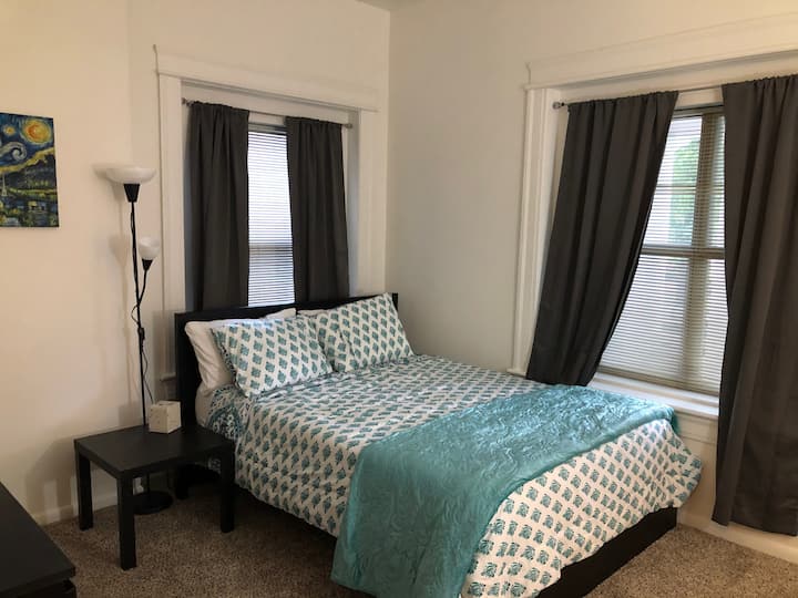 Huge 2-bedroom Apartment - Chesapeake, VA