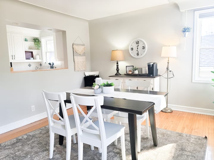 Charming 3 Bedroom Apartment In Uptown Sudbury! - Grand Sudbury