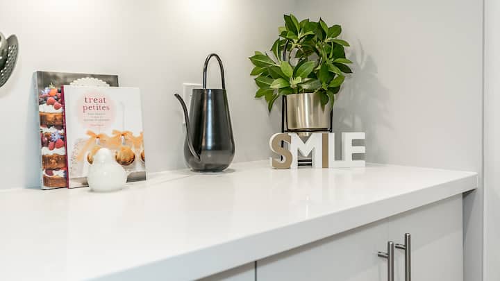 Luxury Getaway @ Friday Harbour Condo At Marine - Innisfil