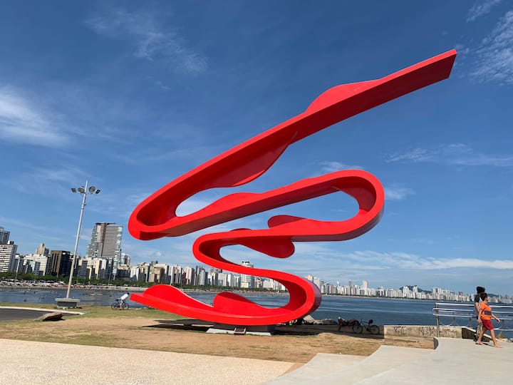 Linda Kitinete Completa Frente Ao Quebra Mar - Sao Vicente, Brazil