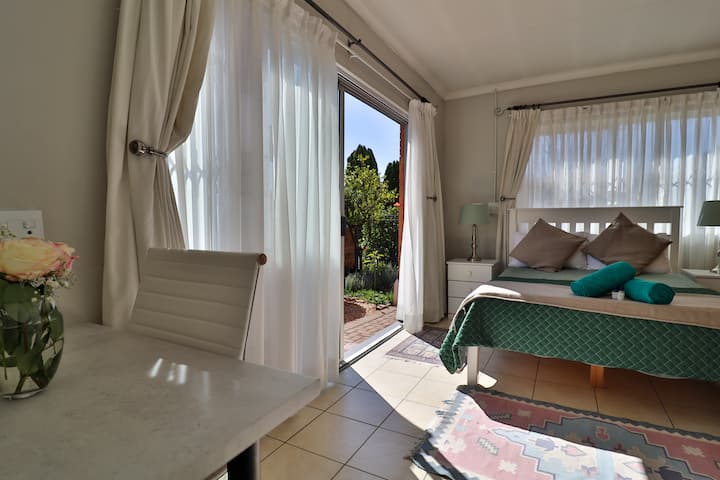 Solar | Wifi | Pretoria East Hosp | Monthly Disc. - Pretoria