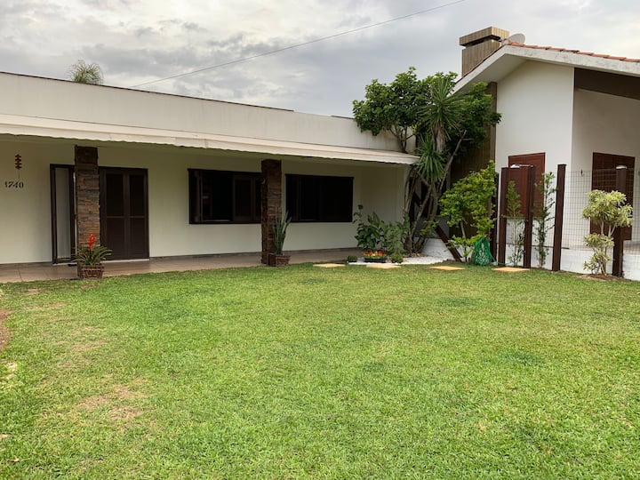 Casa Ampla Melhor Localização De Xangri-la. - Capão da Canoa