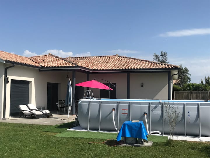 Grande Maison Familiale Et Confortable Classée 3* - France