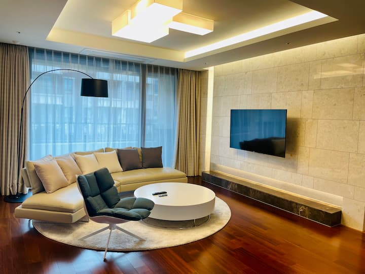 제주신화월드 가족여행 숲속의 집#산방산#애월#동백꽃 - Jeju-do